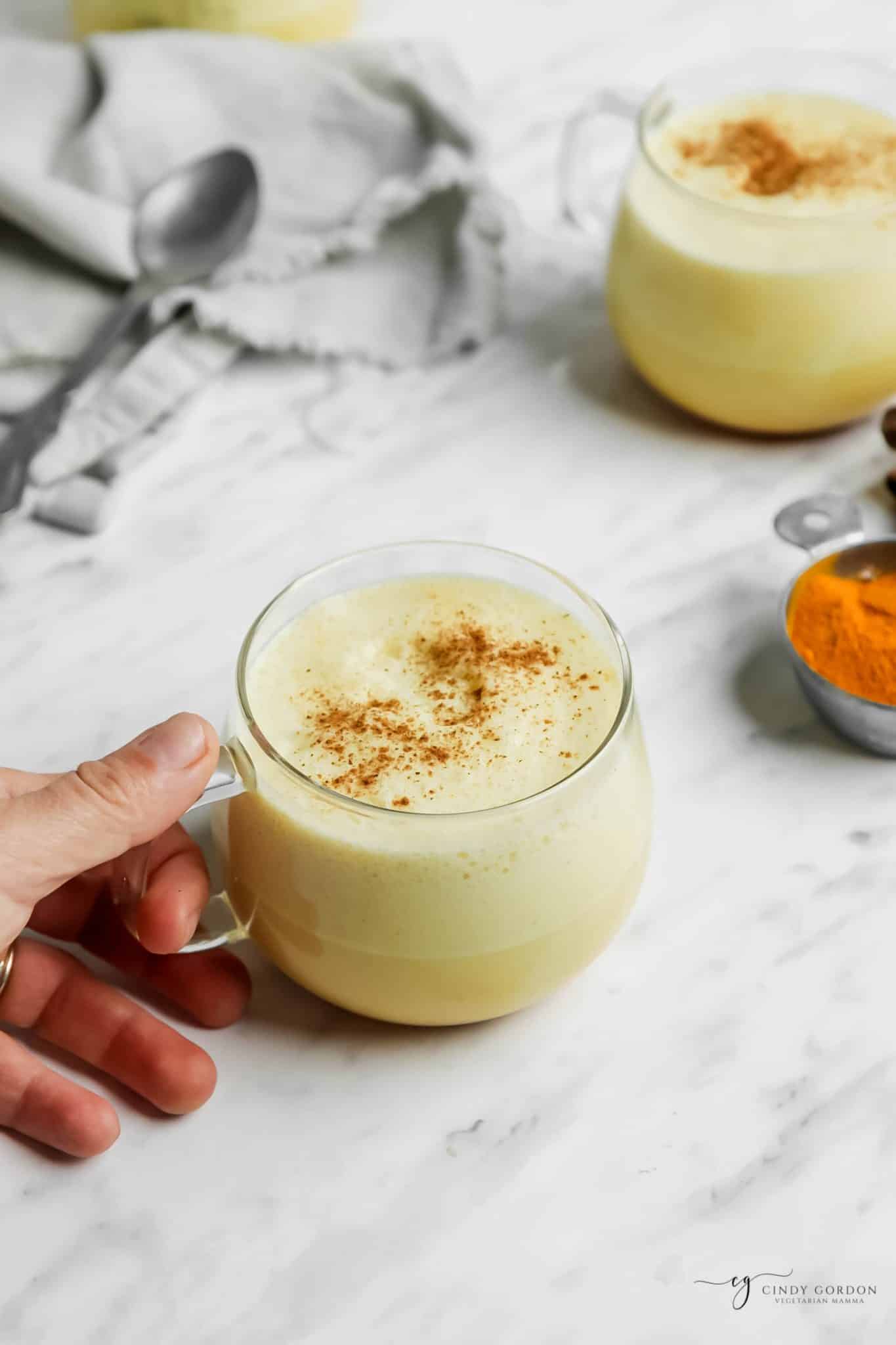 Turmeric Latte (Turmeric Coffee Option) - Vegetarian Mamma